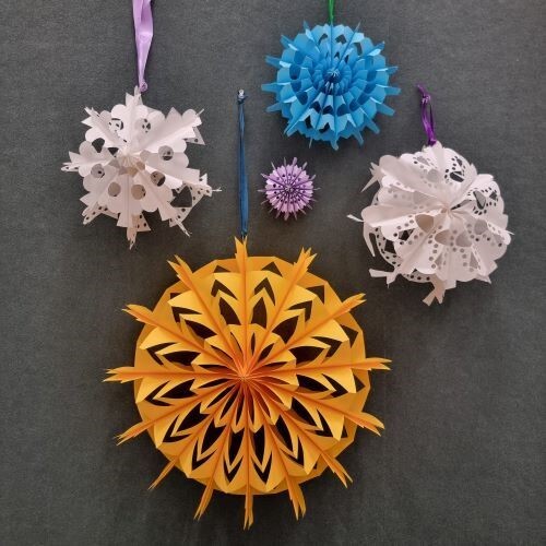 Sarjeant Gallery Drop-in Holiday Workshop: Christmas and Summer Stars